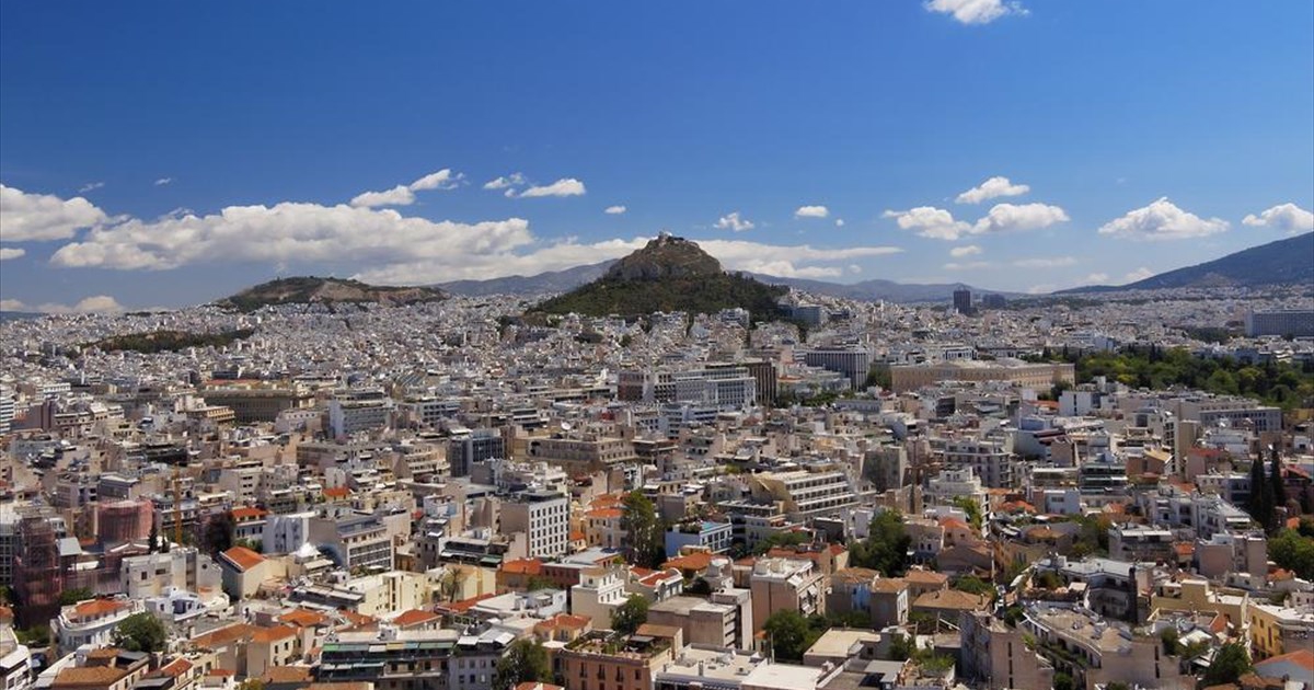 Ακριβή για τους Ελληνες, φθηνή για τους ξένους η Αθήνα | BLUEKEY EDITORIAL